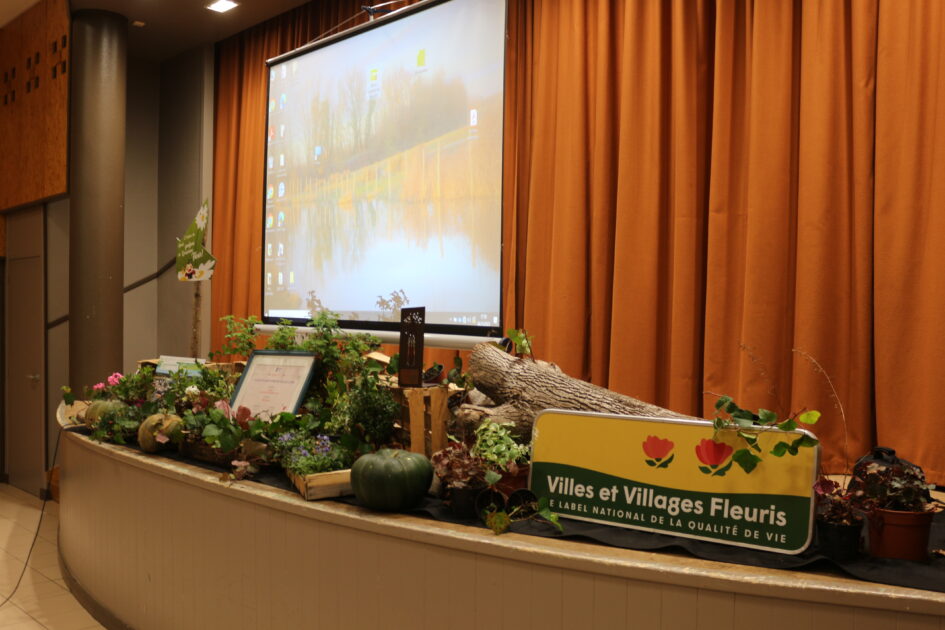 Villes et villages fleuris : 2ème fleur pour Montréverd